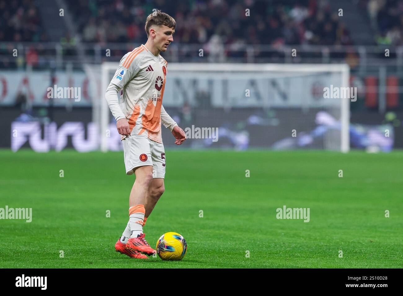 Milan, Italy. 29th Dec, 2024. Alexis Saelemaekers of AS Roma seen in ...