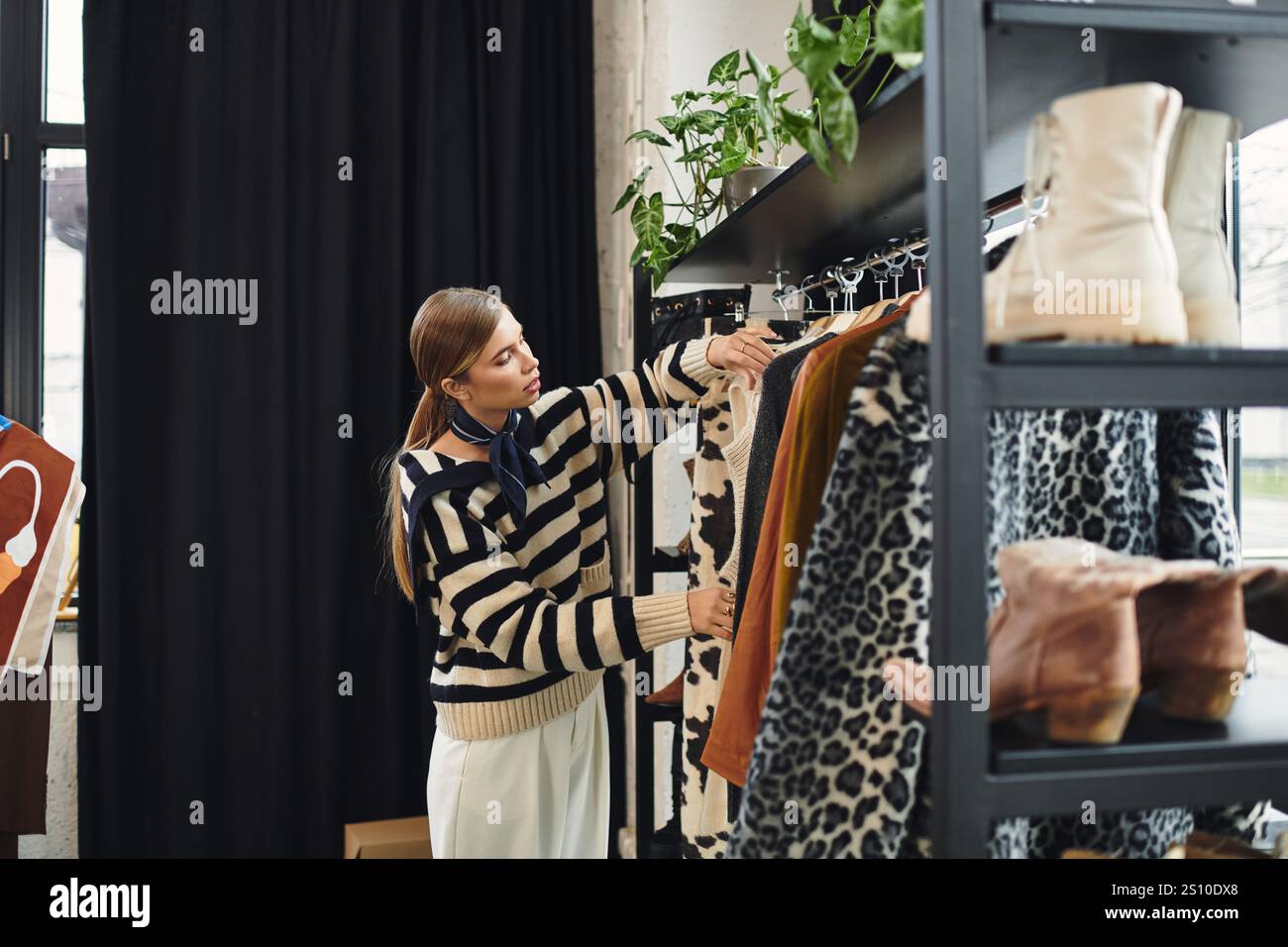 Racks of makeup hi-res stock photography and images - Alamy