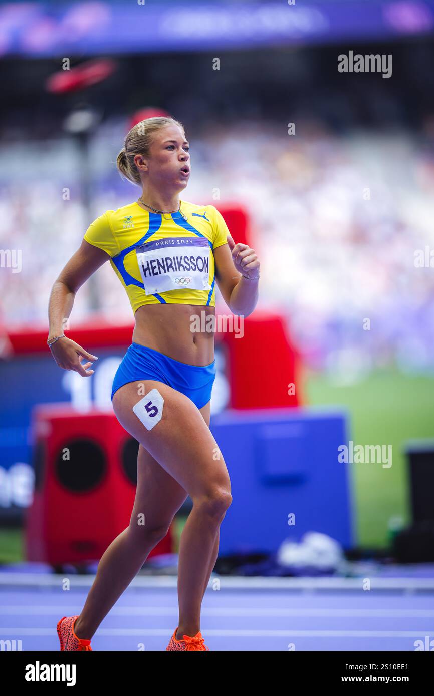 Julia Henriksson participating in the 100 meters at the Paris 2024 ...