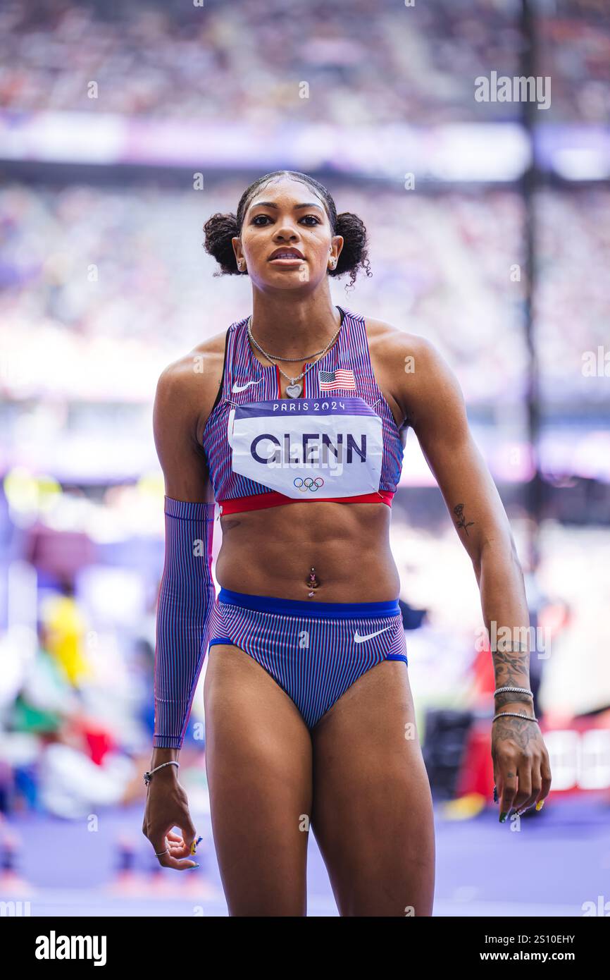 Rachel Glenn participating in the high jump at the Paris 2024 Olympic Games Stock Photo - Alamy