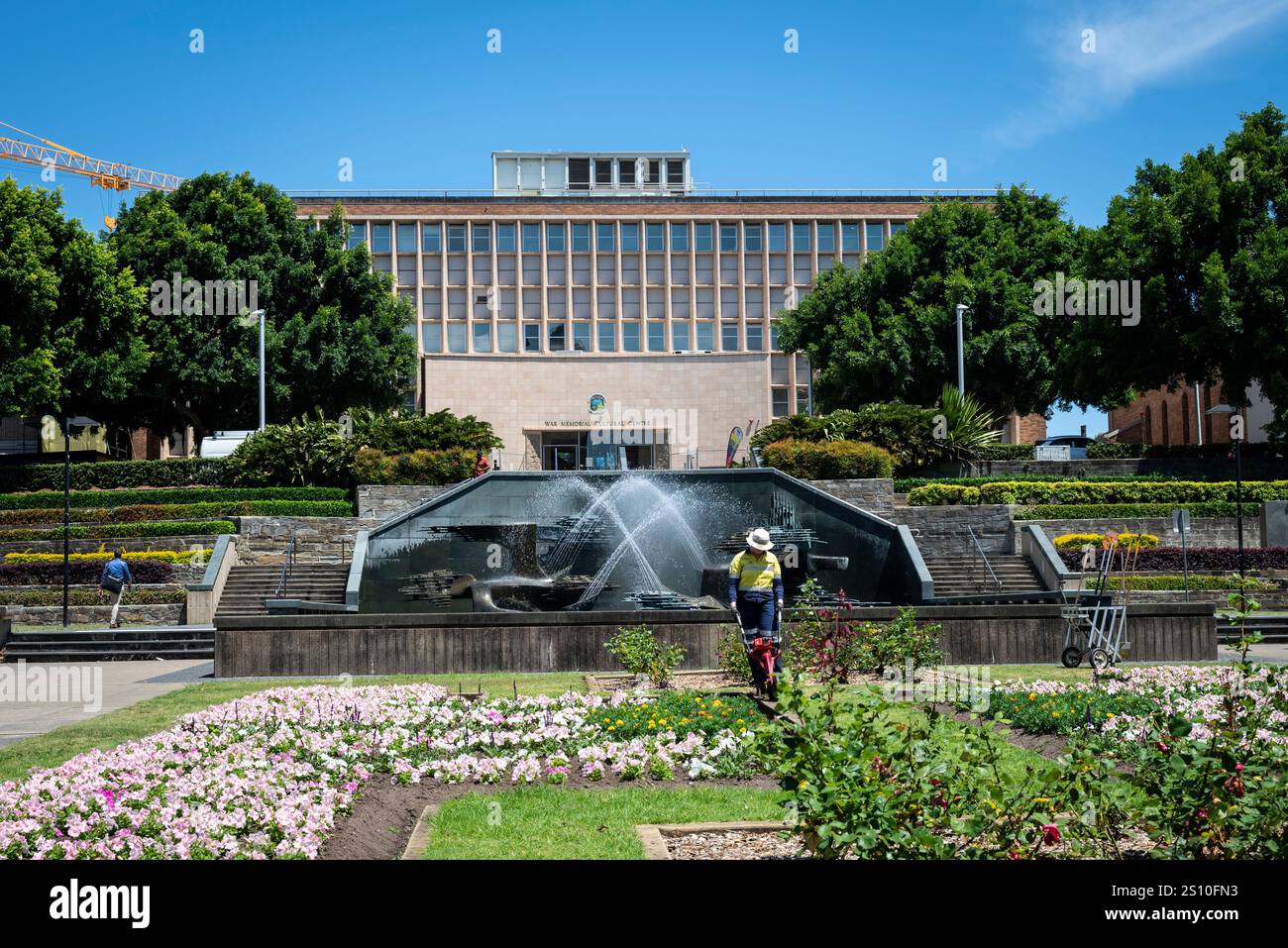 Civic Park with the Captain James Cook Memorial Fountain and War ...