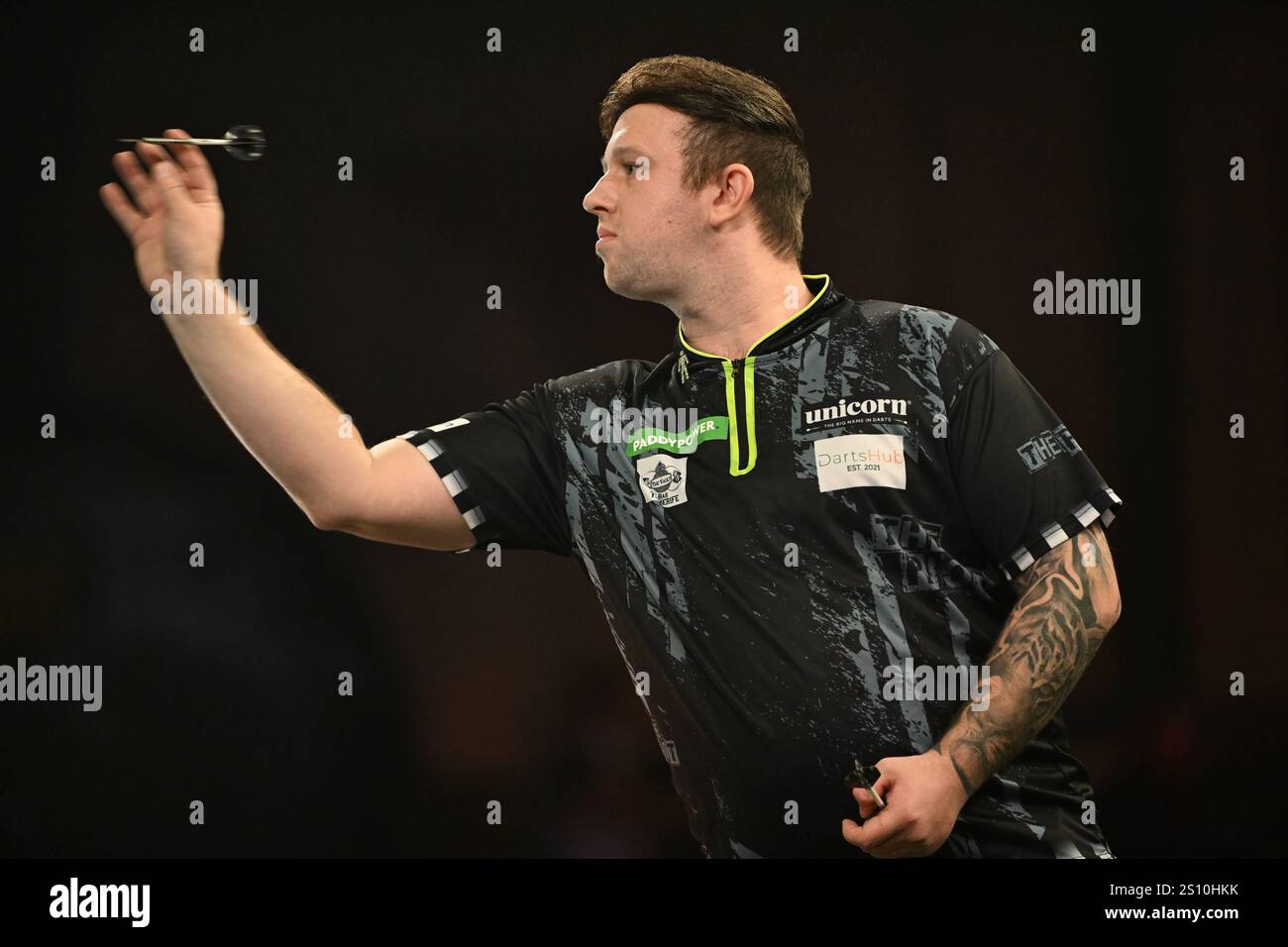 Alexandra Palace, London, UK. 30th Dec, 2024. 2024/25 PDC Paddy Power ...