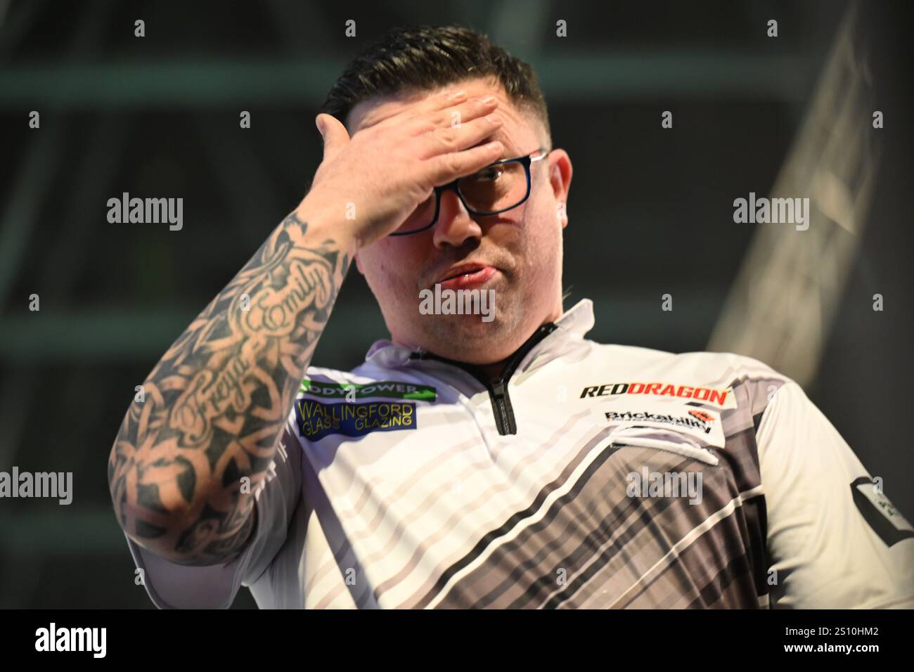 Alexandra Palace, London, UK. 30th Dec, 2024. 2024/25 PDC Paddy Power ...