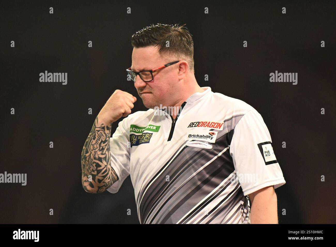 Alexandra Palace, London, UK. 30th Dec, 2024. 2024/25 PDC Paddy Power ...