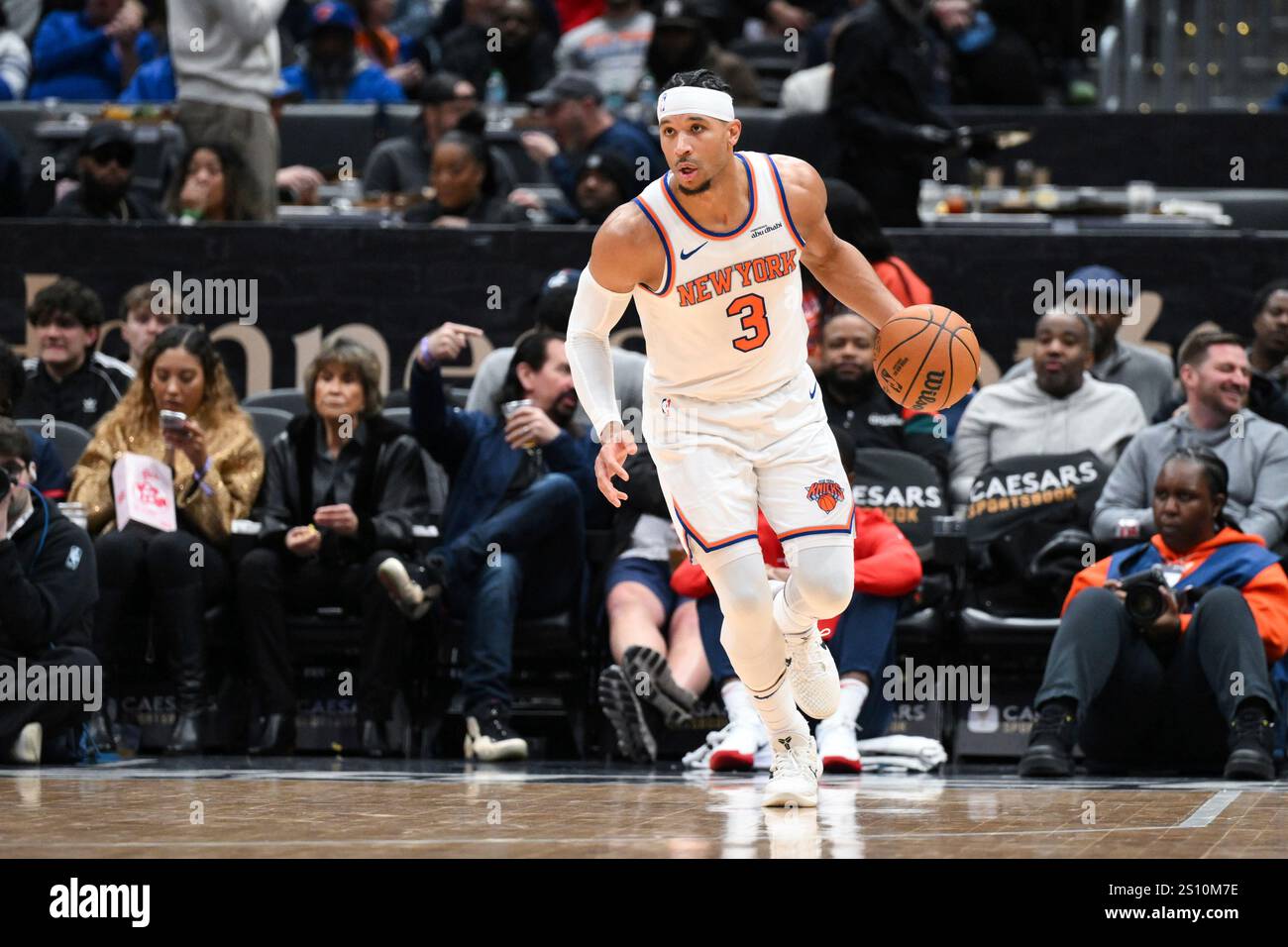 New York Knicks guard Josh Hart (3) brings the ball up court during the ...