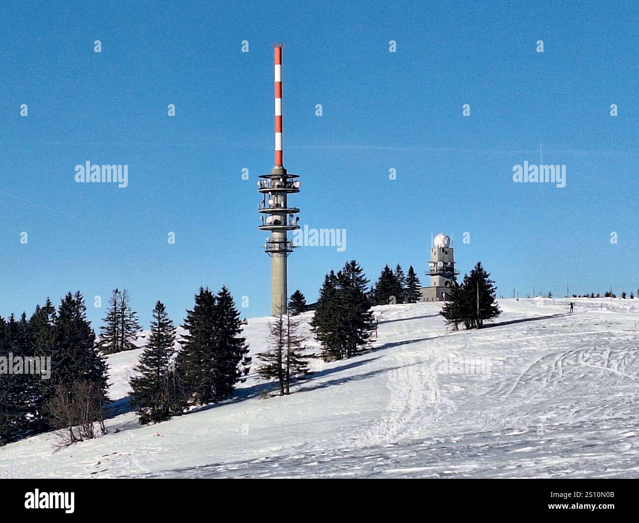 Feldberg Themenbild - Wintersport, Skifahren, Skispass auf dem Feldberg ...