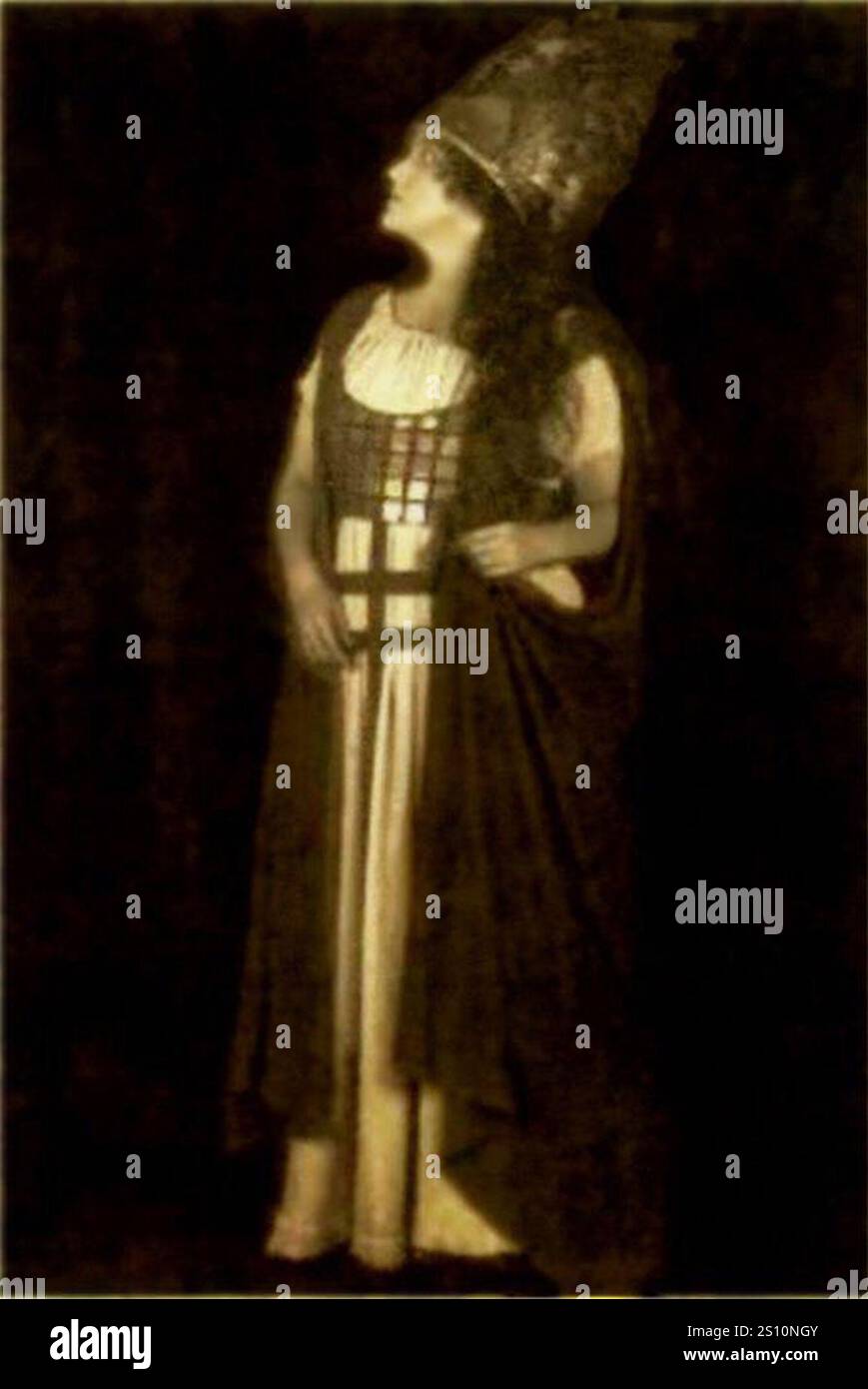 Elisabeth Ohms als Brünnhilde 1930 Stock Photo - Alamy