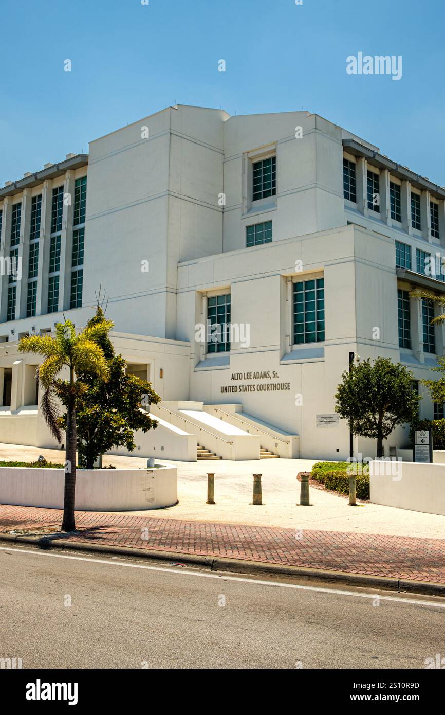 Alto Lee Adams United States Courthouse, US Route 1, Fort Pierce ...