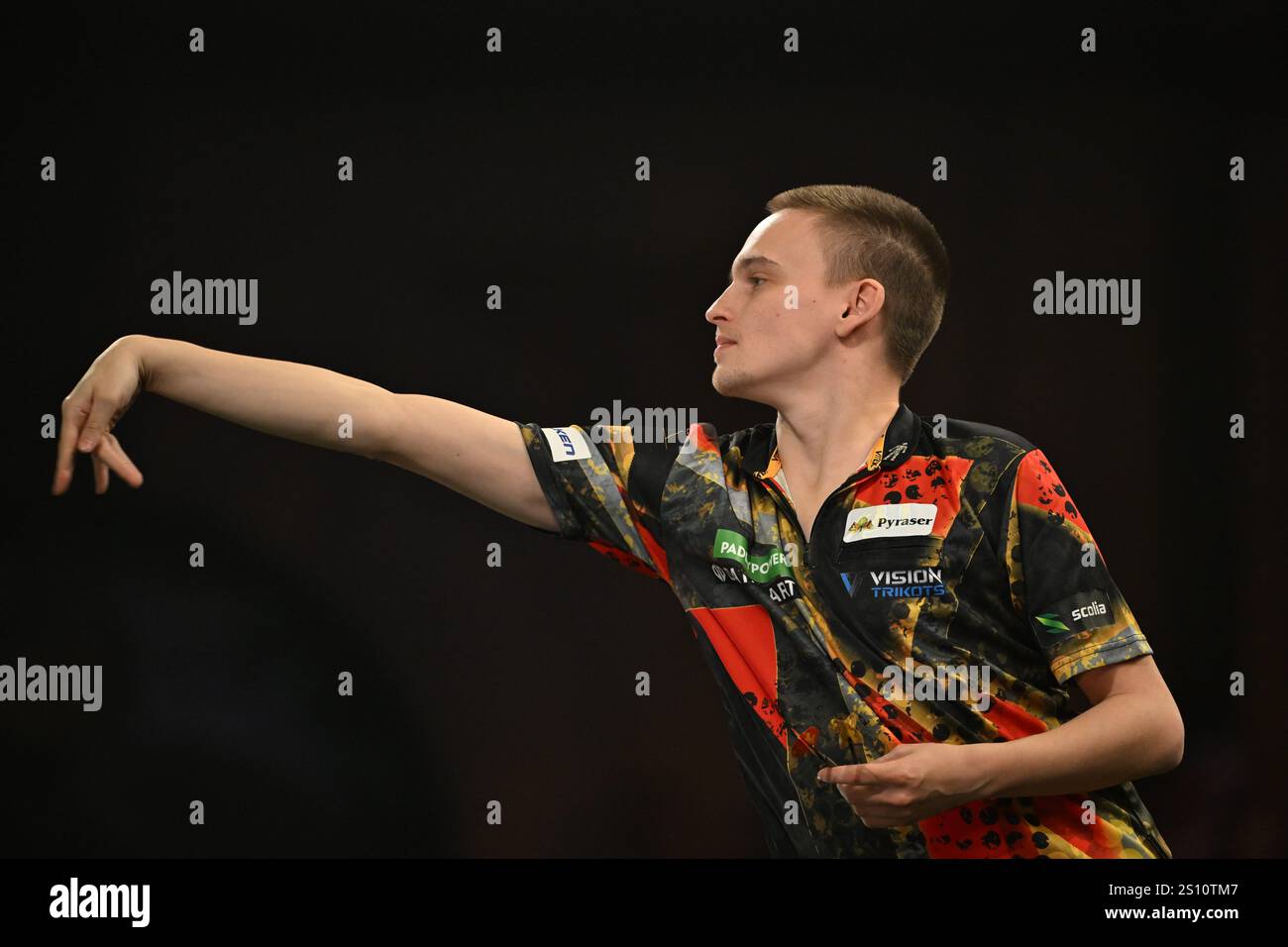 Alexandra Palace, London, UK. 30th Dec, 2024. 2024/25 PDC Paddy Power ...