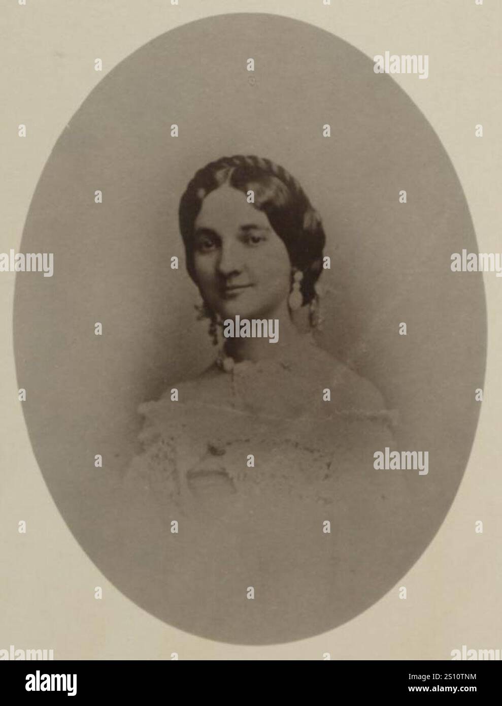 Ellen susan du pont hi-res stock photography and images - Alamy