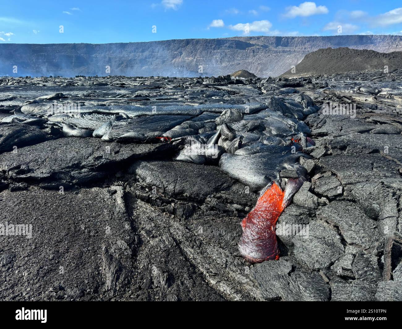 Kilauea, United States of America. 23 December, 2024. A lobe of molten ...