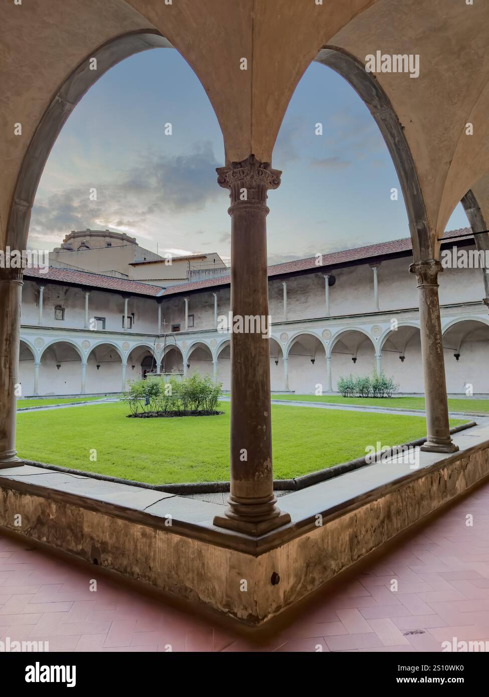 The arcade of the cloisters of the Basilica of Santa Croce in Florence ...