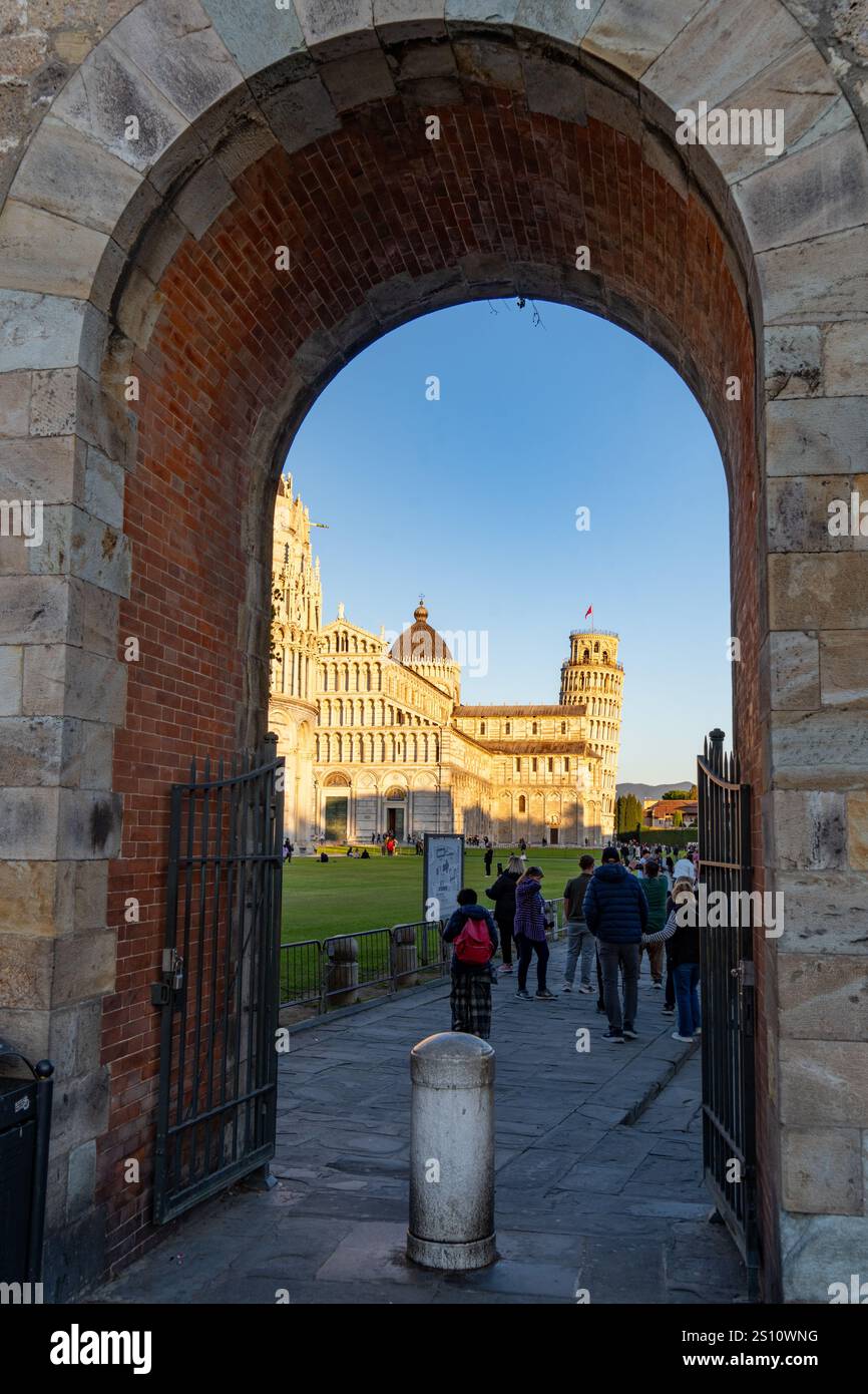 The Leaning Tower & Duomo of Pisa viewed through the gate through the ...