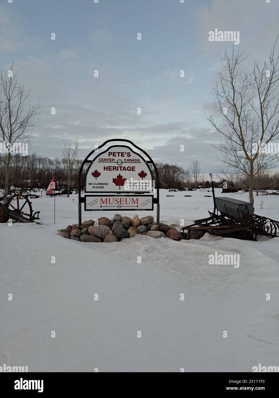 Pete's Heritage Museum sign at the longitudinal centre in Tache ...