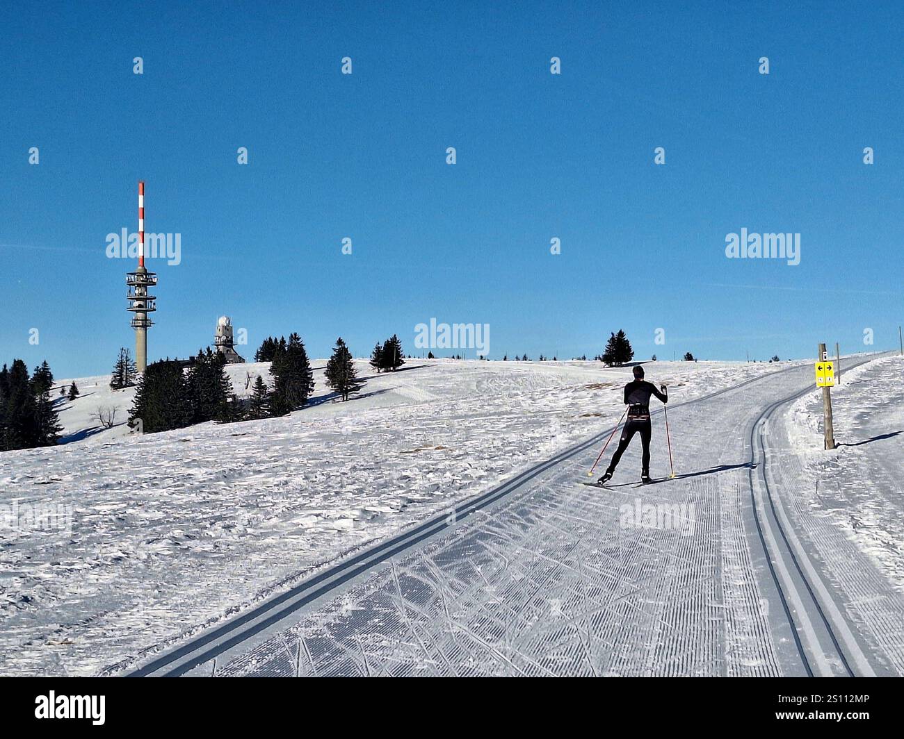 Feldberg Themenbild - Wintersport, Skifahren, Skispass auf dem Feldberg ...