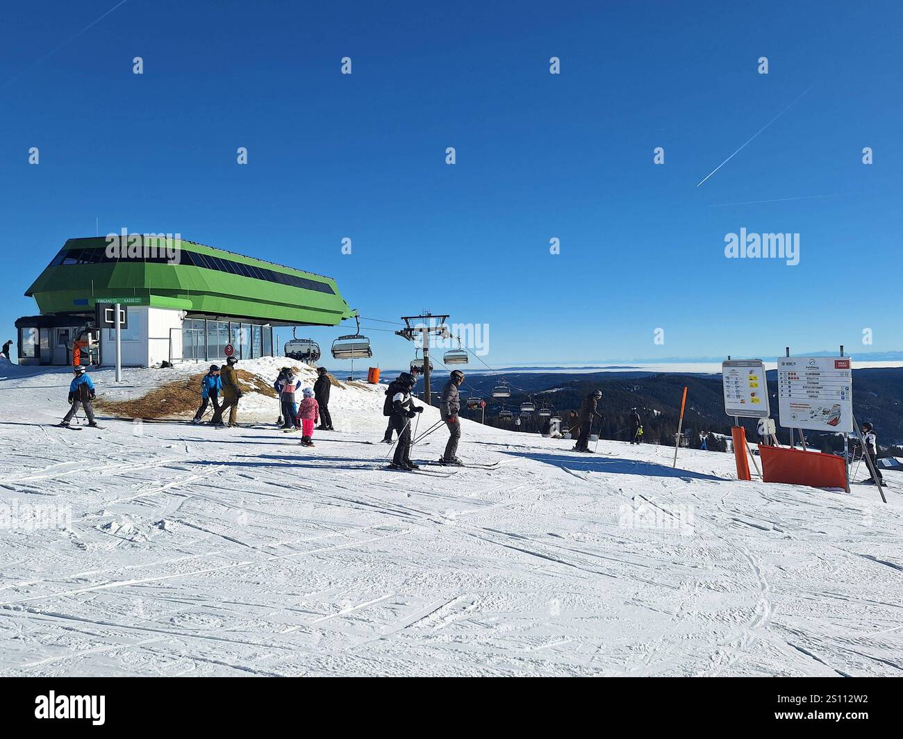 Feldberg Themenbild - Wintersport, Skifahren, Skispass auf dem Feldberg ...