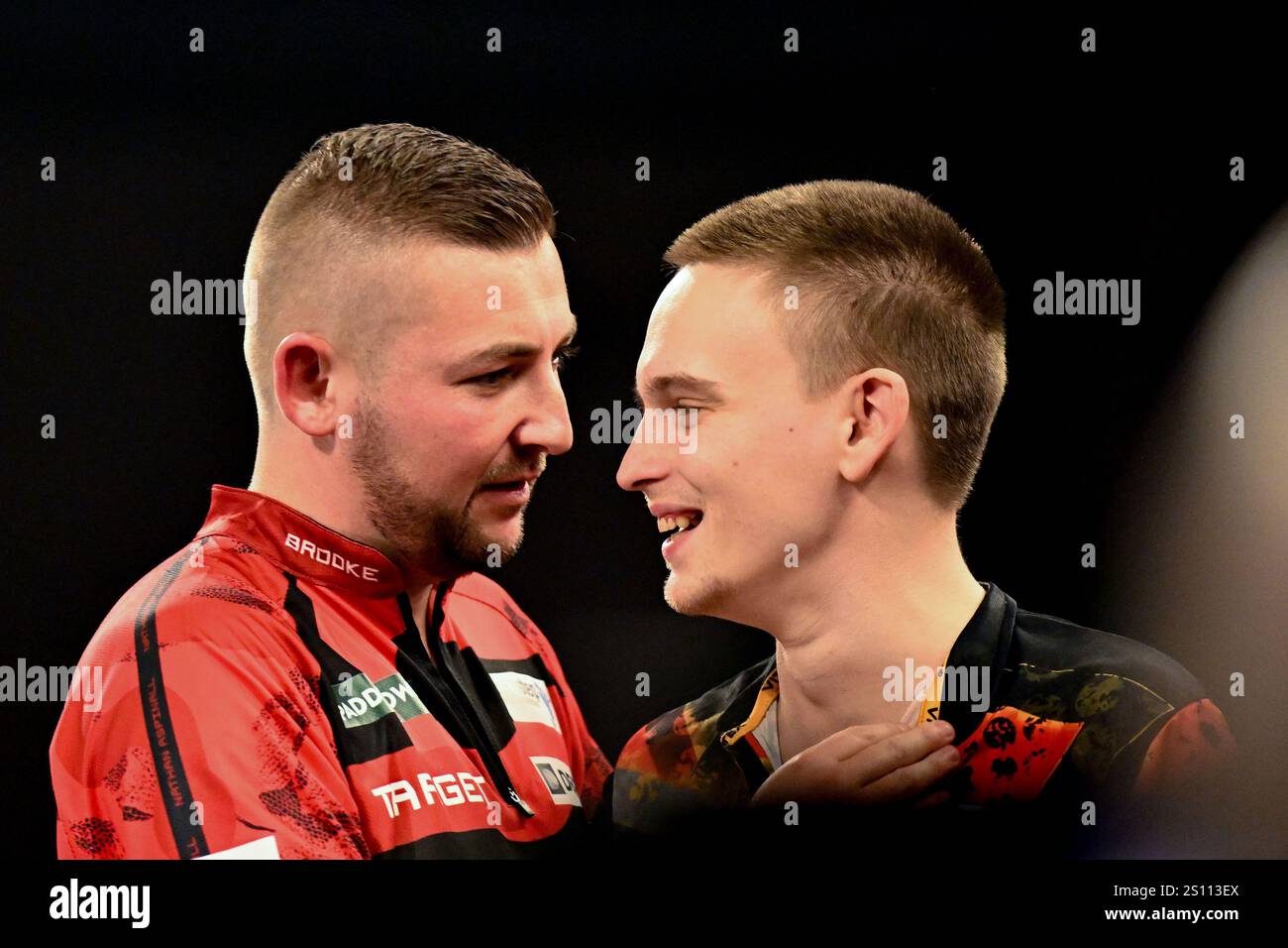 Alexandra Palace, London, UK. 30th Dec, 2024. 2024/25 PDC Paddy Power ...