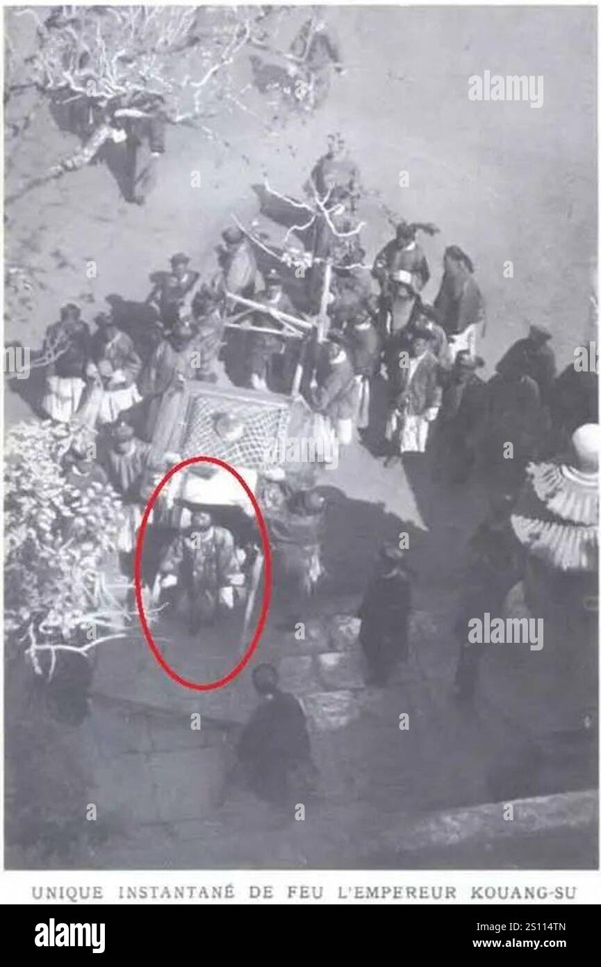 Emperor Guangxu in 1902 Stock Photo - Alamy