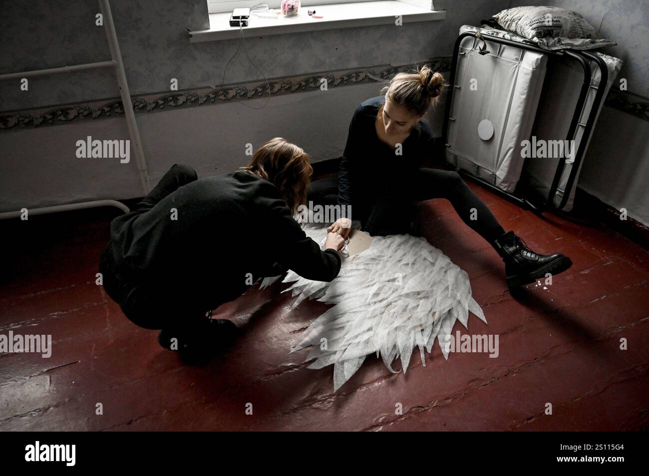 ZAPORIZHZHIA REGION, UKRAINE - DECEMBER 27, 2024 - Volunteer actors of ...