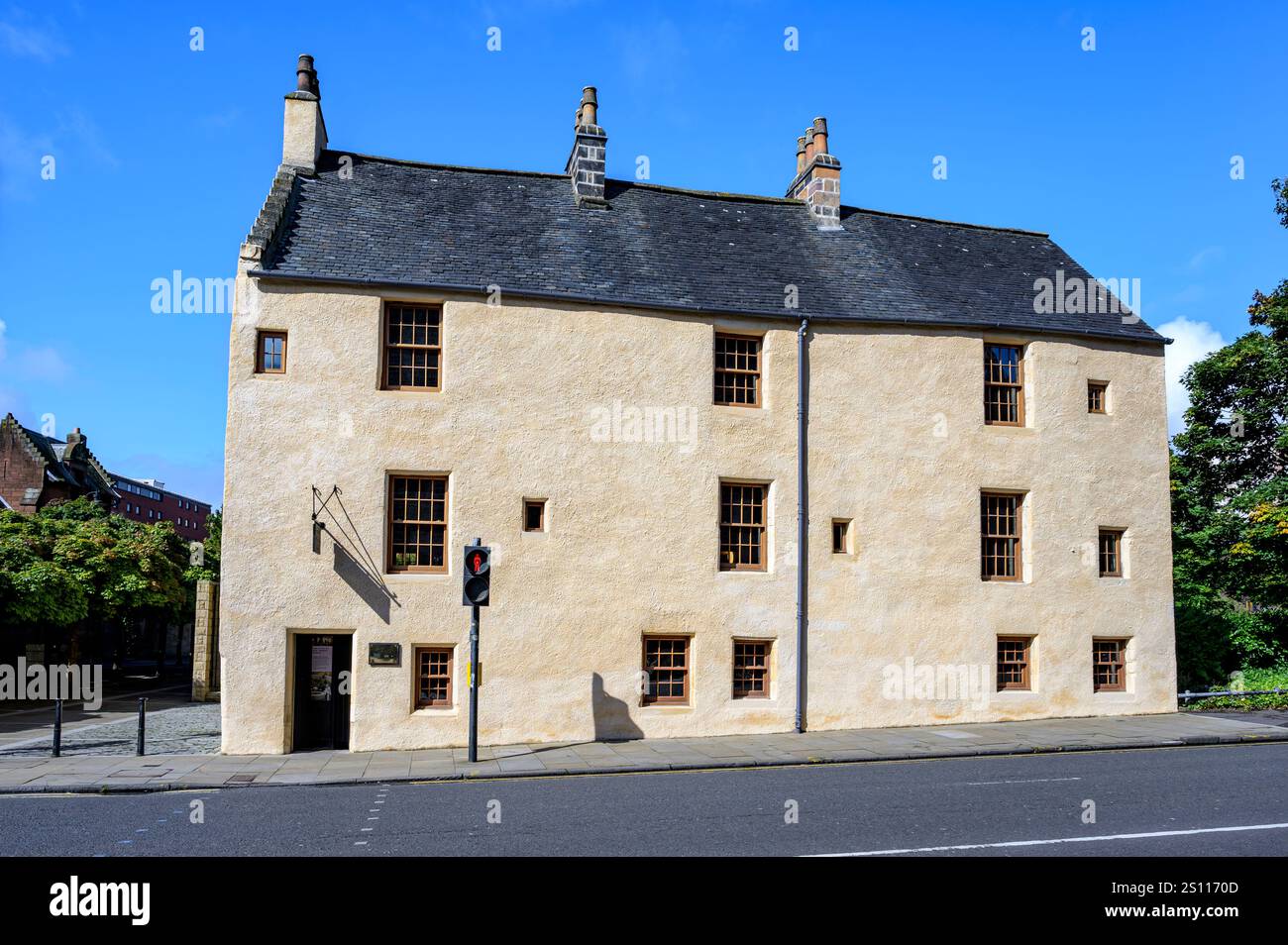 Lime harling render roughcast hi-res stock photography and images - Alamy