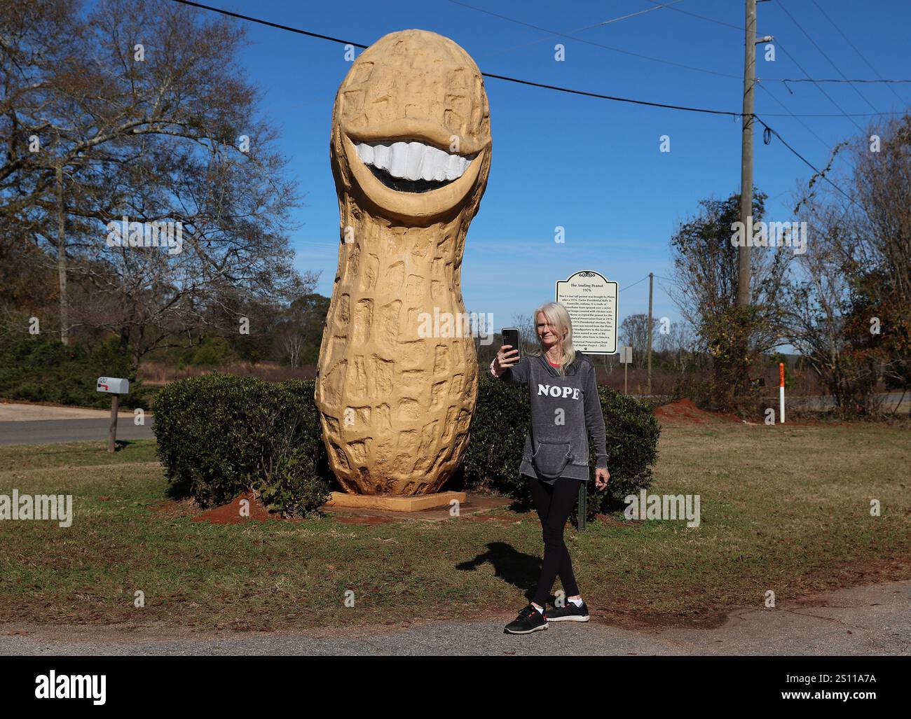 Harper carter hi-res stock photography and images - Alamy