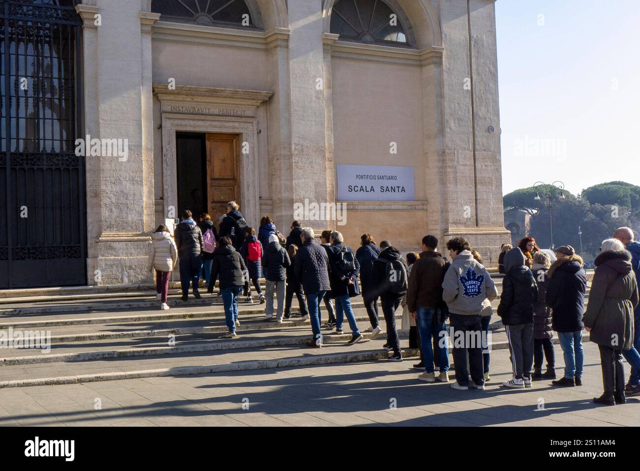 Italy, Rome, December 30, 2024 : Jubilee 2025, pilgrims and tourists ...