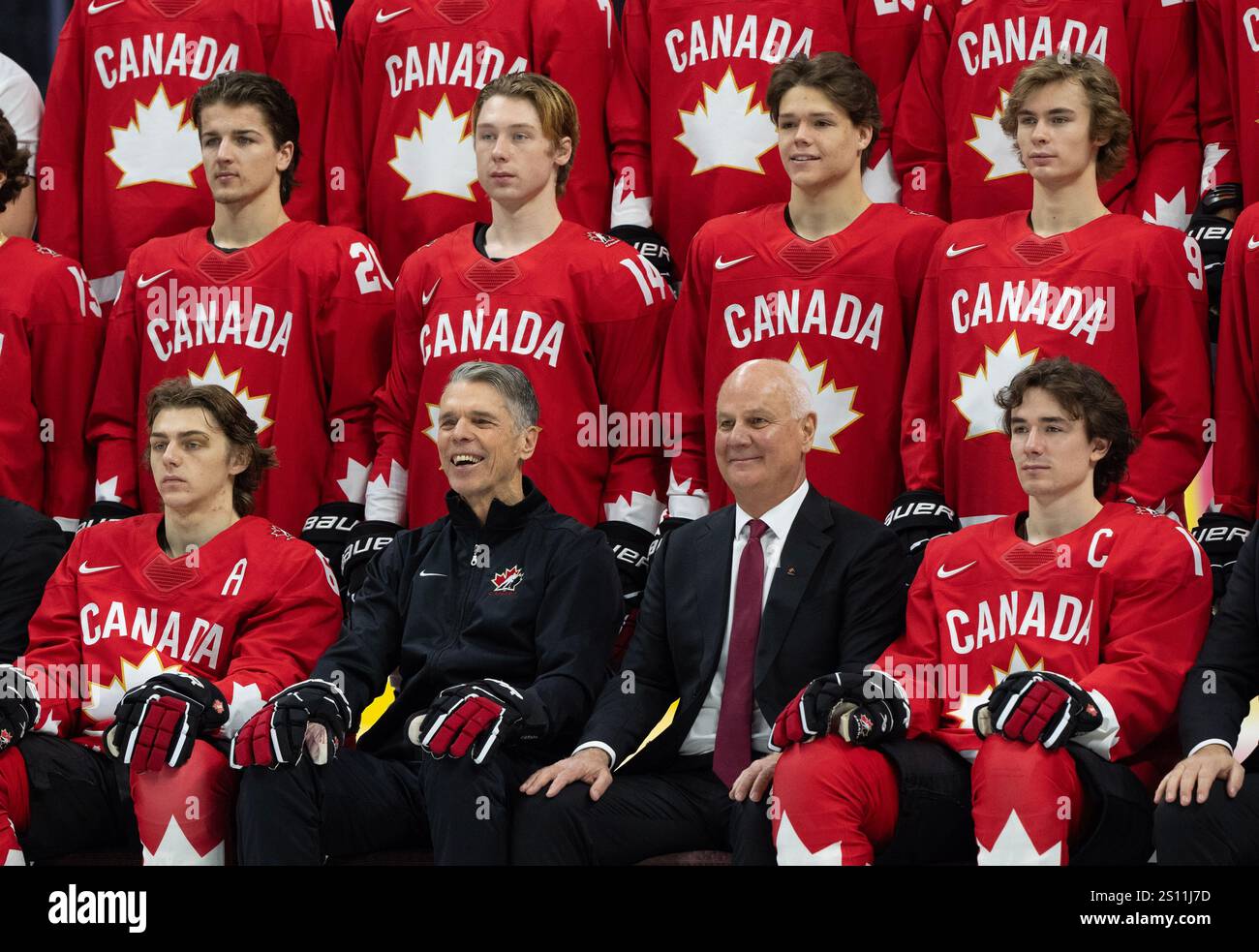 Ottawa, Canada. 30th Dec, 2024. Canada head coach Dave Cameron, centre ...