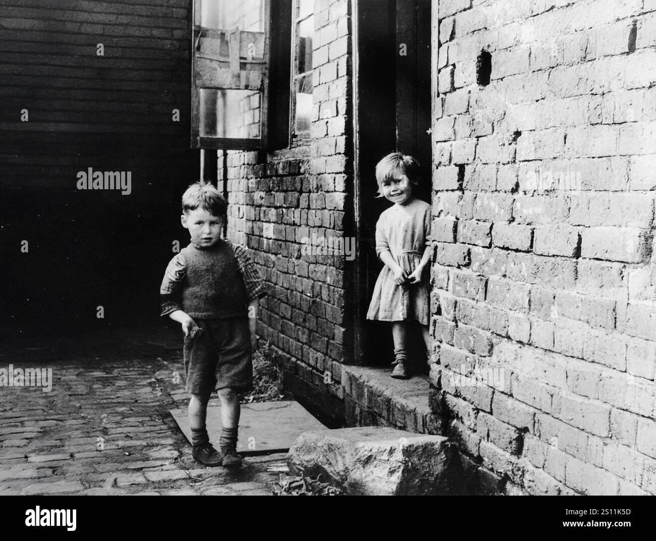 Uk slums hi-res stock photography and images - Alamy