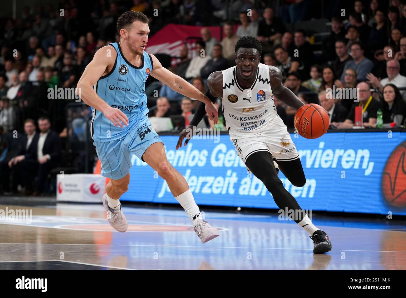 Hamburg, Deutschland. 30th Dec, 2024. Barra Njie (Basketball Loewen Braunschweig, #13) im ...