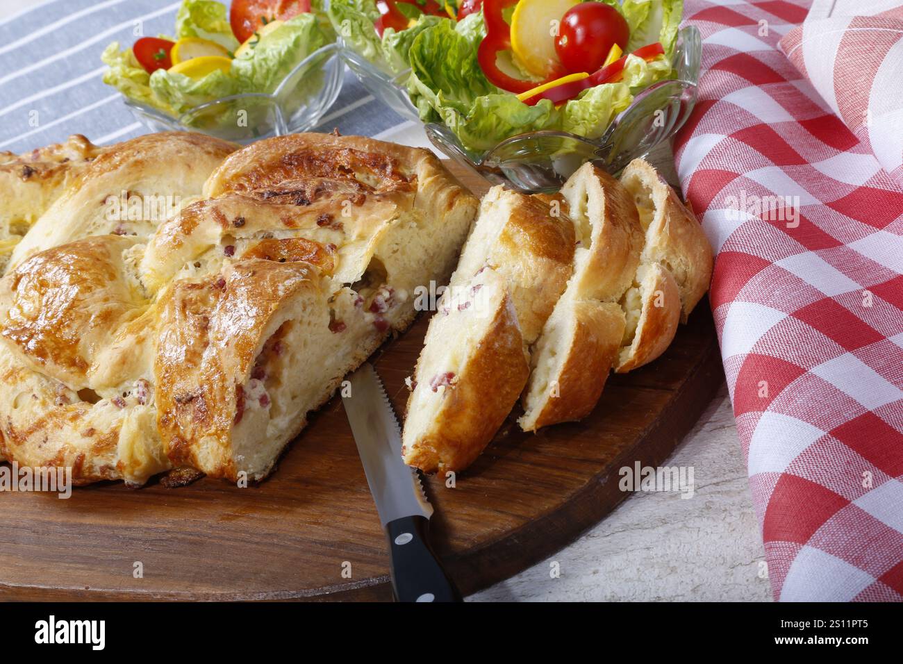 Swabian cuisine, savoury yeast plait with smoked meat, salty wreath ...