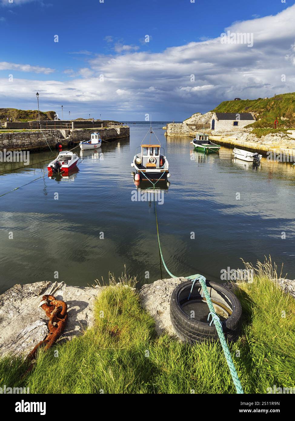 European causeway ship hi-res stock photography and images - Alamy