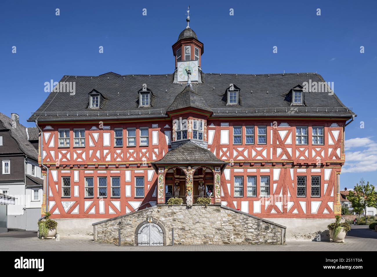 Historic town hall, Renaissance half-timbered house, Untermarkt, old ...