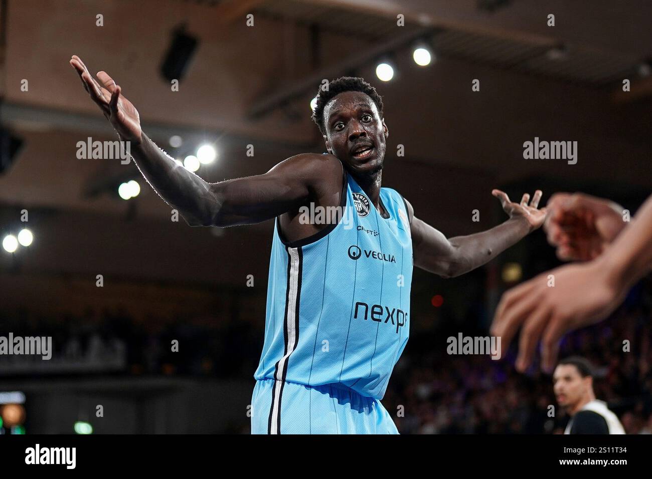 Hamburg, Deutschland. 30th Dec, 2024. Kur Kuath (Veolia Towers Hamburg, #23) Einzelbild ...