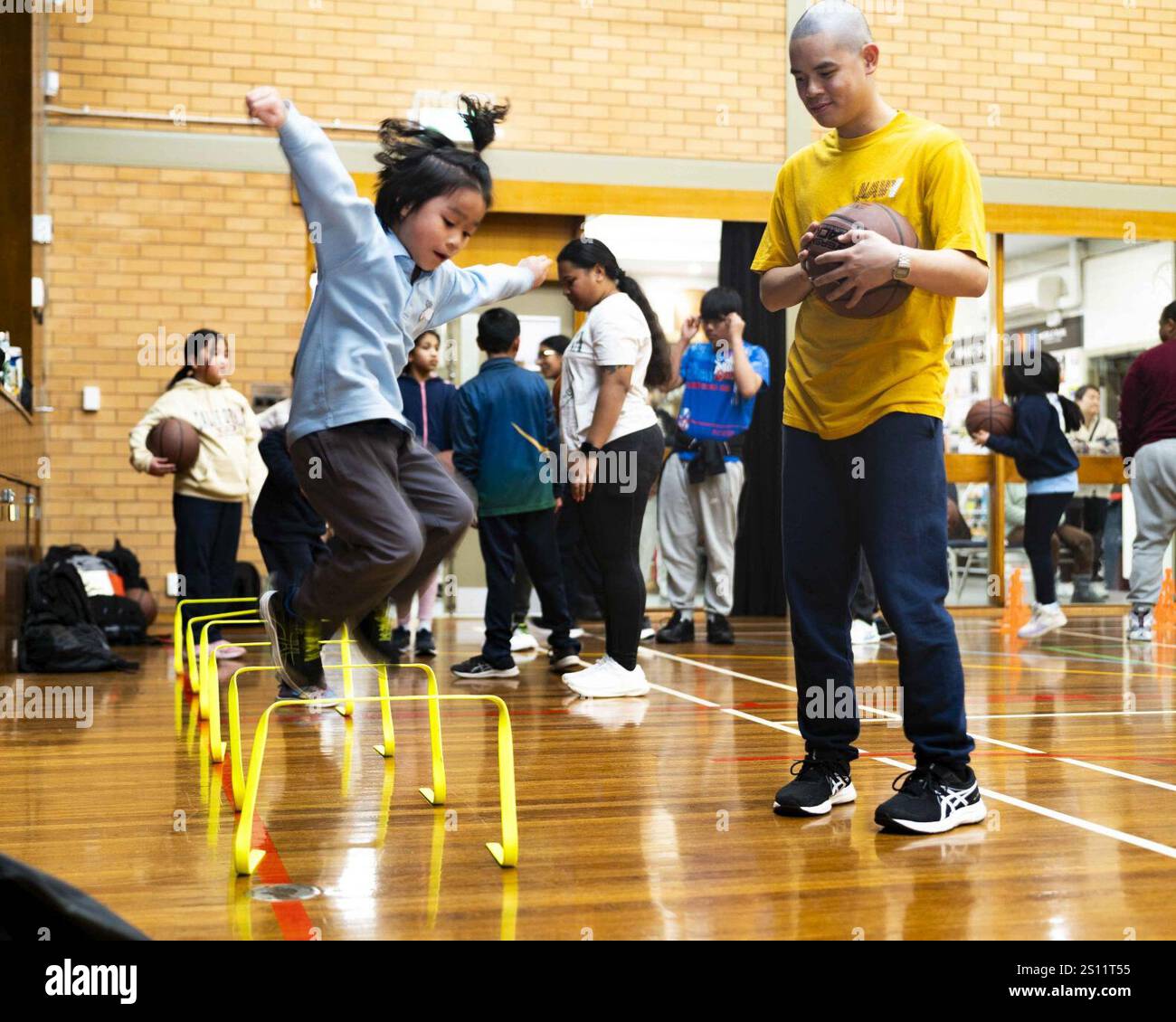 ESL Sailors Assist the Helping Hoops BOUNCE Dandenong Basketball ...