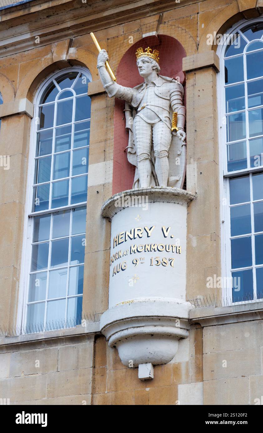 Stature of King Henry V on the Shire Hall, Monmouth, Wales, UK Stock ...