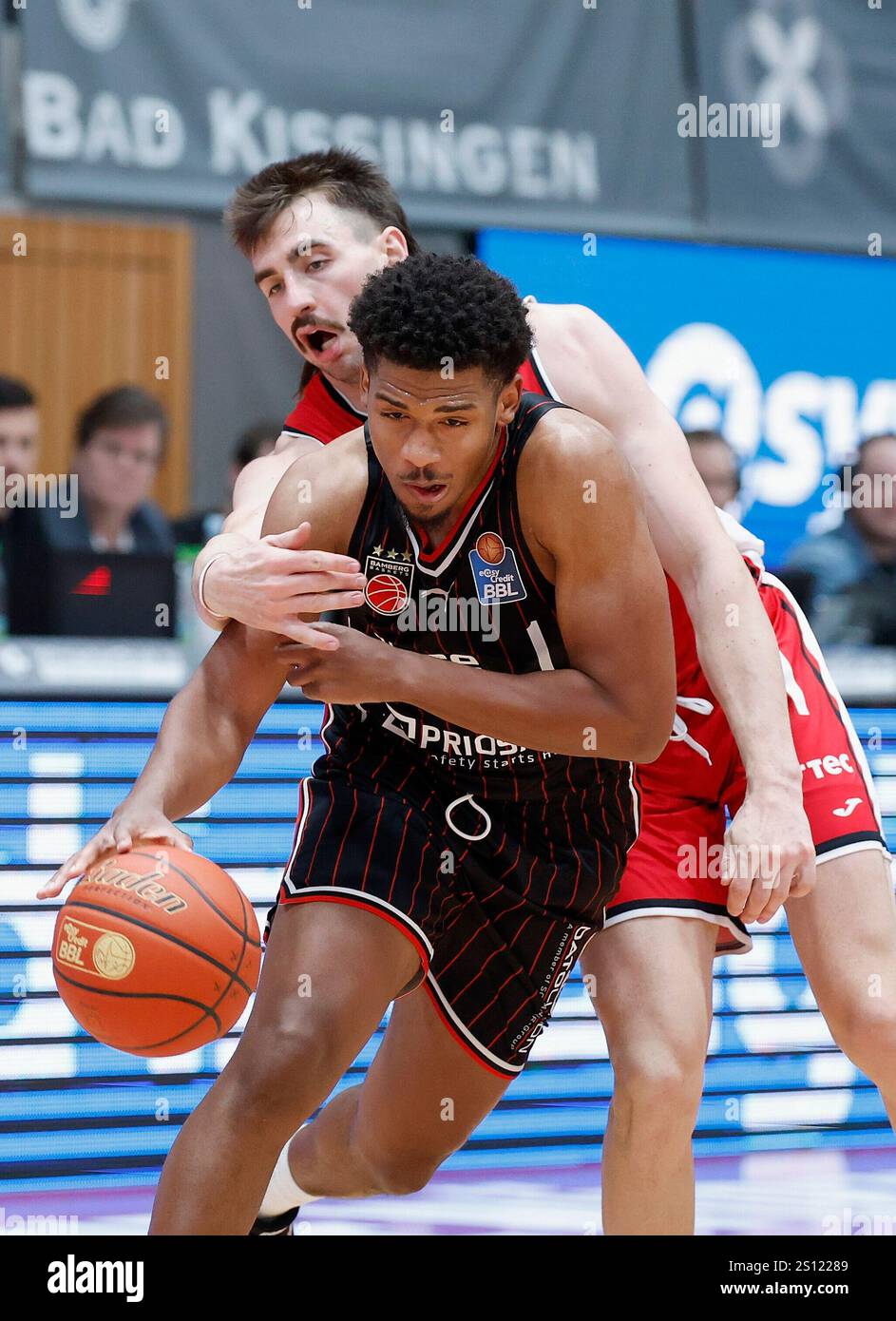 1 und noah locke bamberg baskets hi-res stock photography and images ...