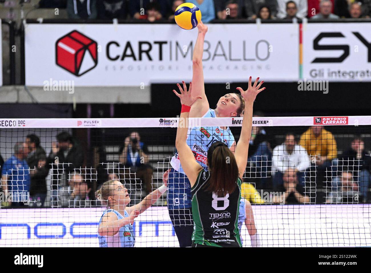 Treviso, Italy. 30th Dec, 2024. Spike of Sarah Fahr ( Prosecco Doc ...