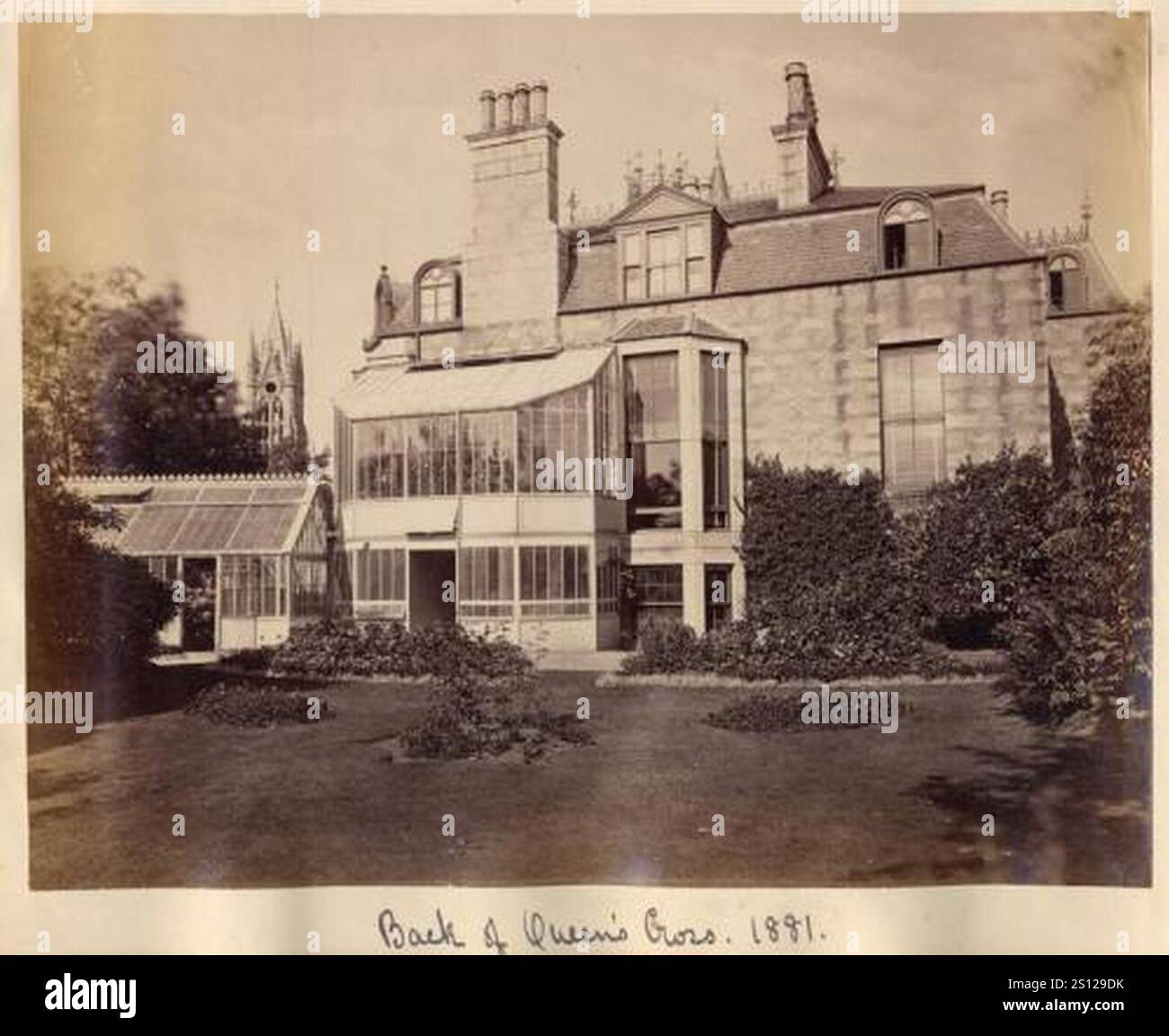 Exterior View Queens Cross - George Washington Wilson Stock Photo - Alamy