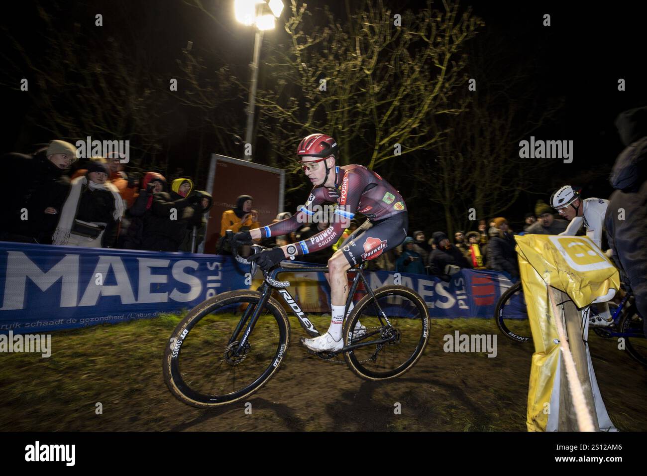 Diegem, Belgium. 30th Dec, 2024. Belgian Michael Vanthourenhout ...
