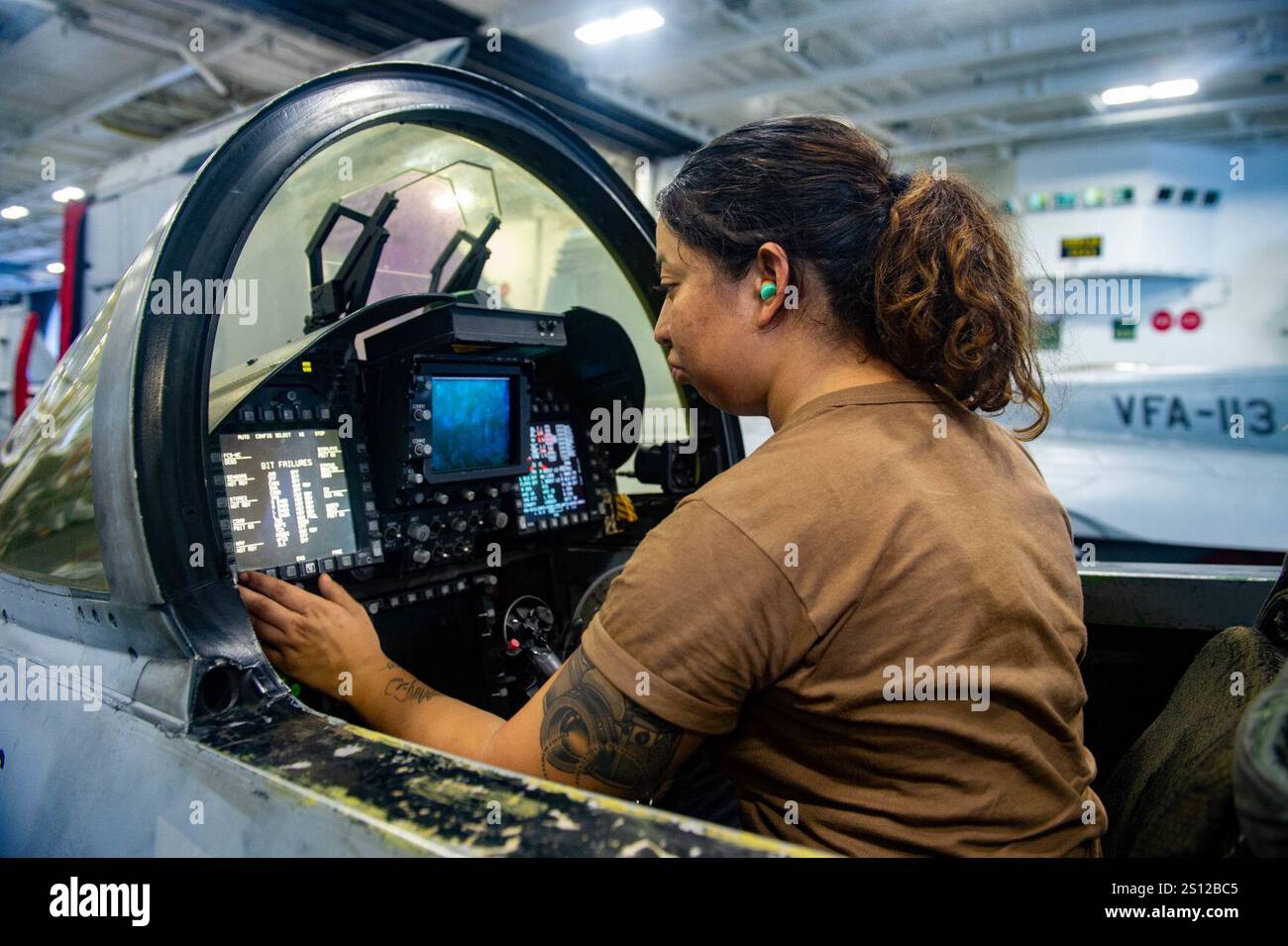 F-A-18F Super Hornet Cockpit Stock Photo - Alamy