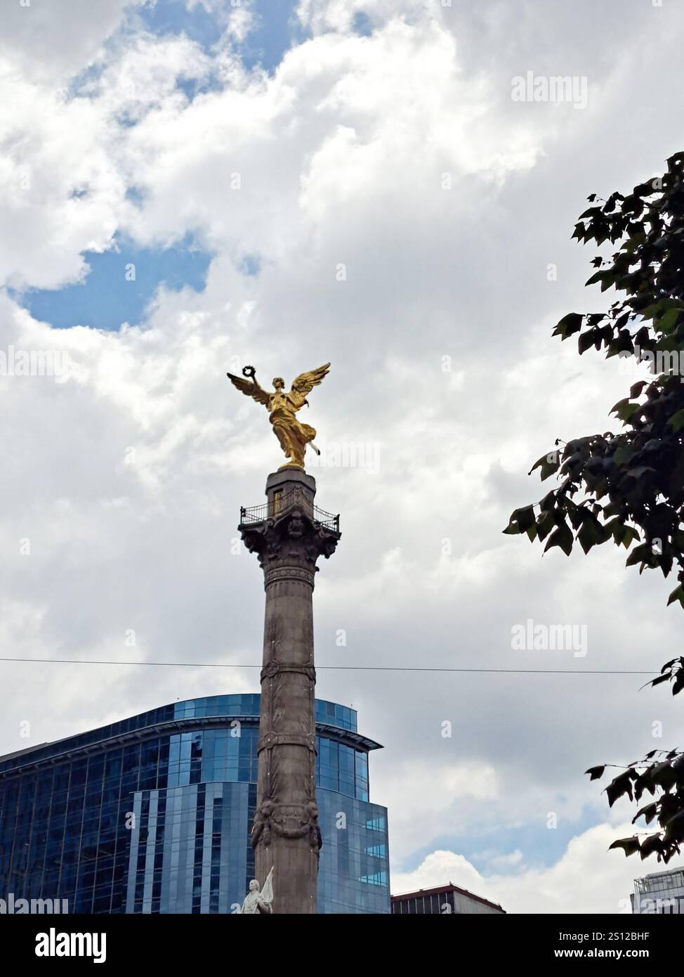 Mexico City, Mexico - Aug 23 2023: The Angel of Independence Monument ...