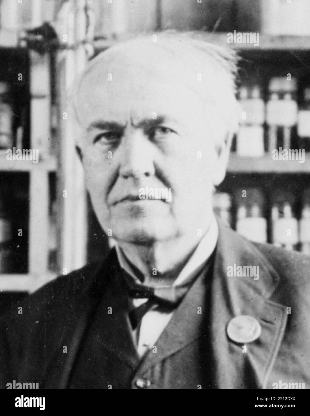 Face detail, Thomas Alva Edison on 24 February 1911 in a chemistry ...