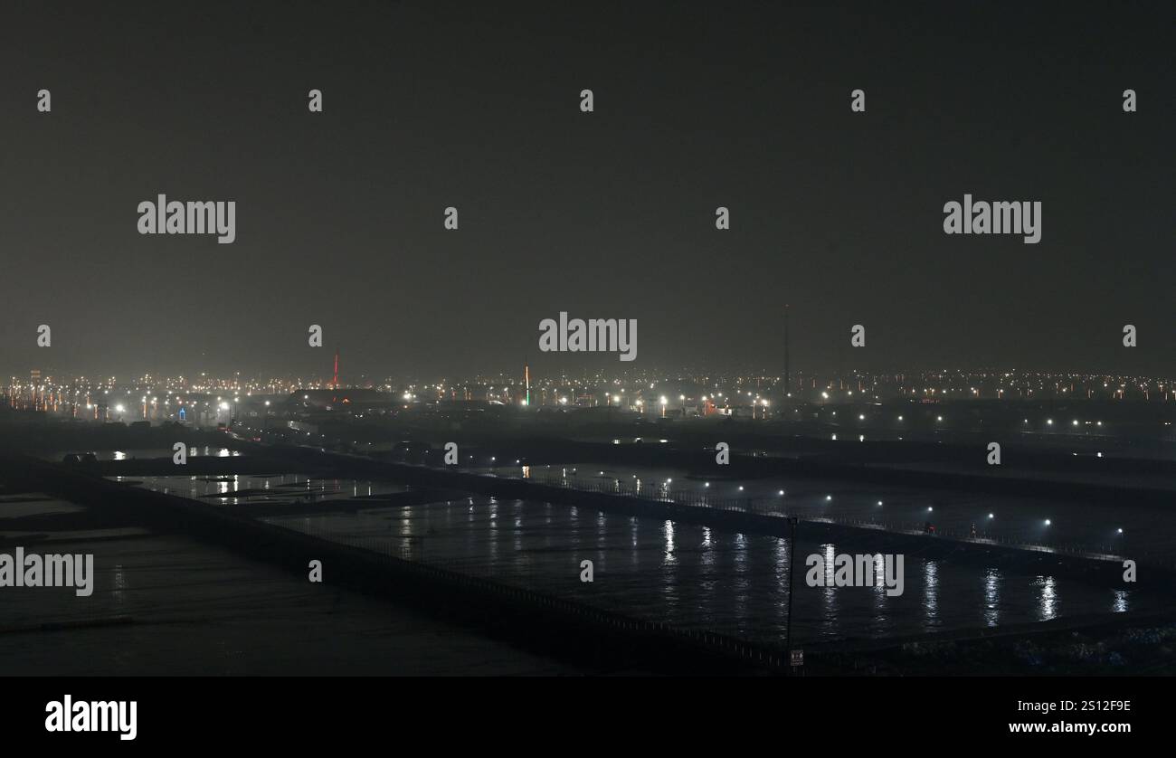 PRAYAGRAJ, INDIA - DECEMBER 30: Picture of Kumbh Mela ground in ...