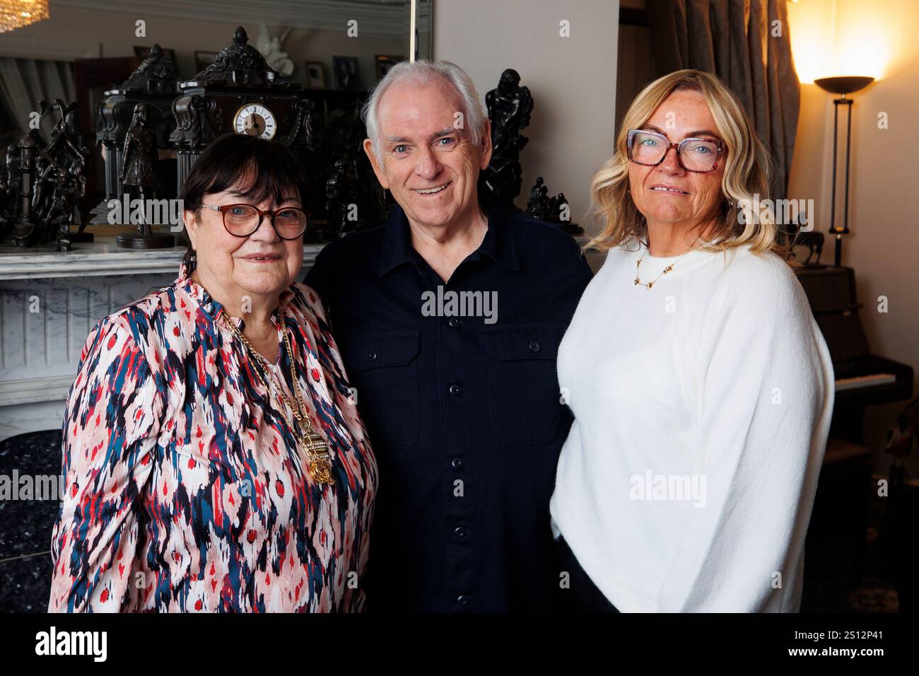 Hugo Duncan with his wife Joan and daughter Suzanne in his home in ...