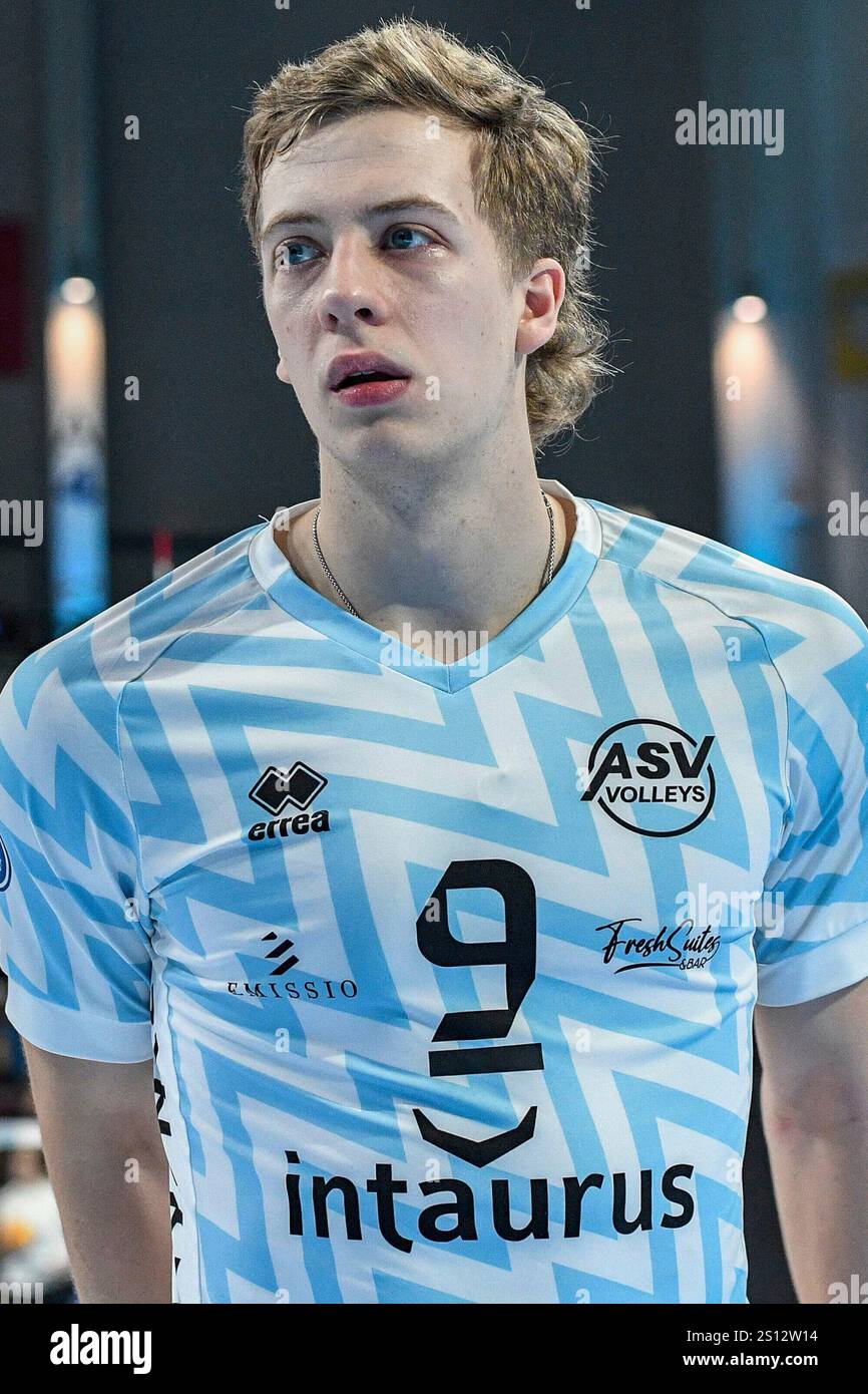 Slivinski hi-res stock photography and images - Alamy