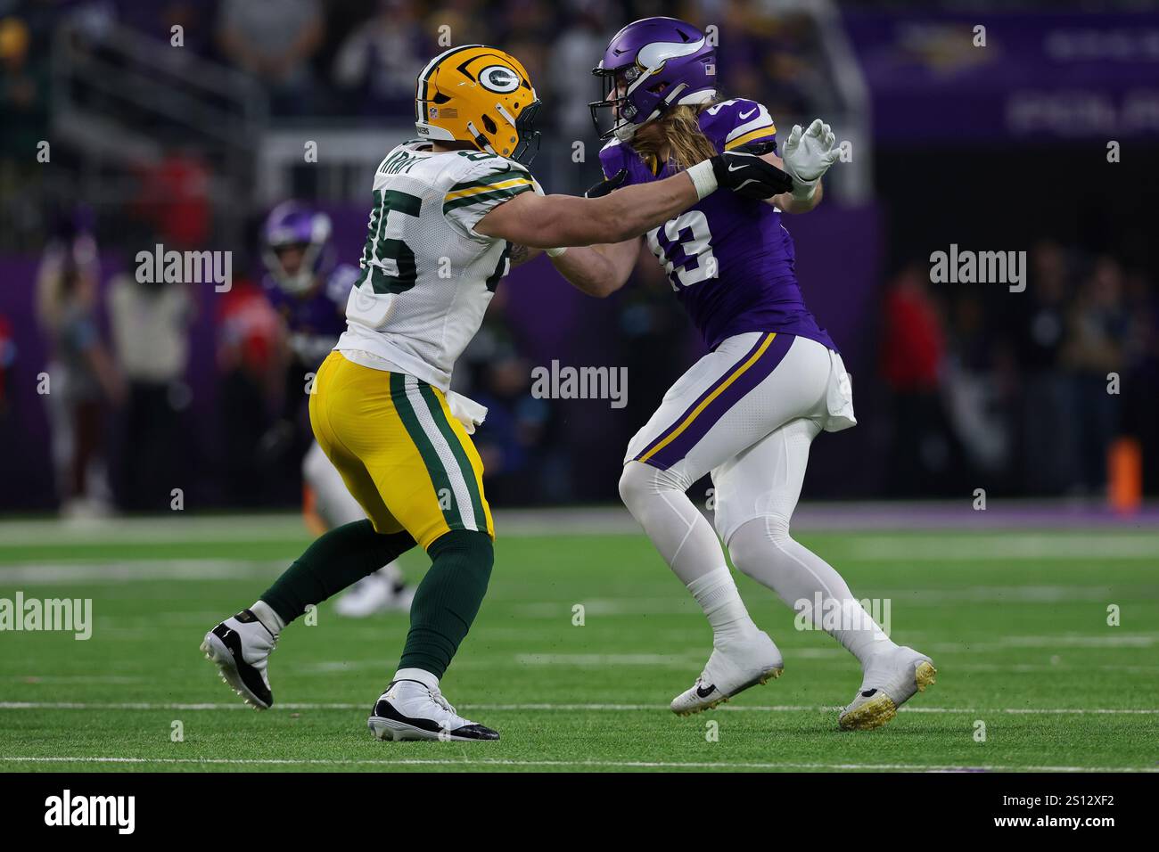 Minnesota Vikings linebacker Andrew Van Ginkel (43) moves against Green ...
