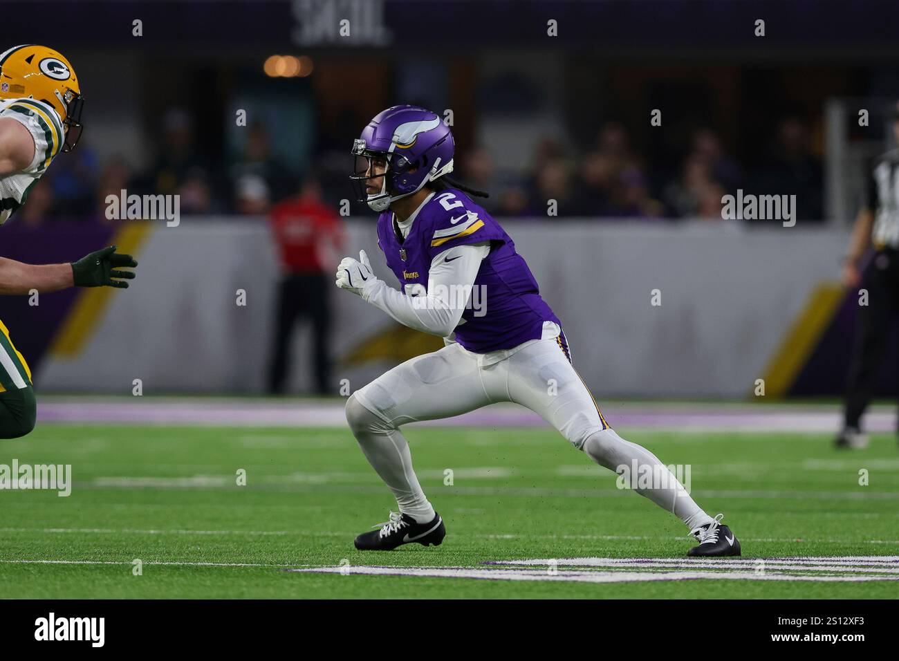 Minnesota Vikings cornerback Stephon Gilmore (2) moves across the field ...