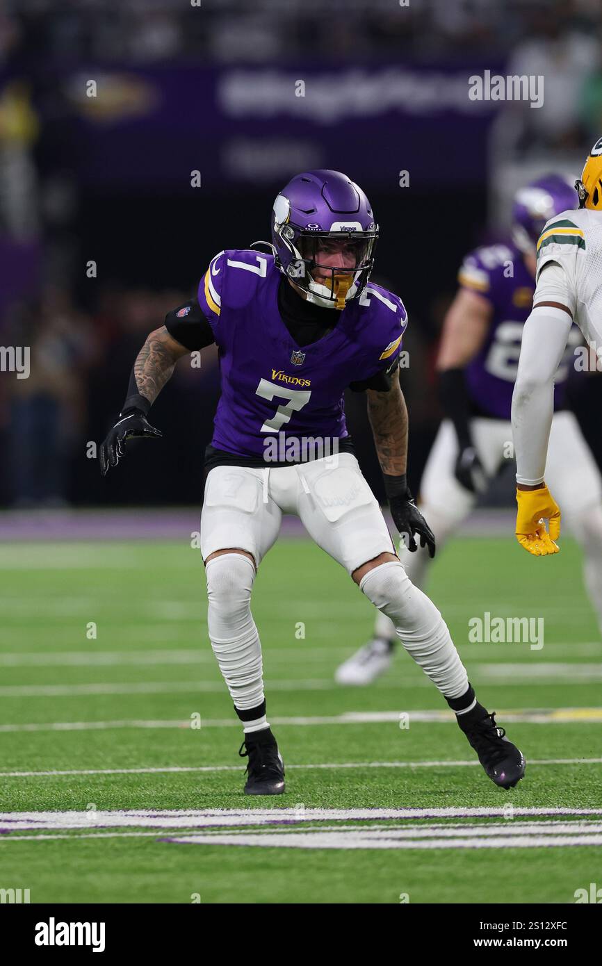 Minnesota Vikings cornerback Byron Murphy Jr. moves across the field ...