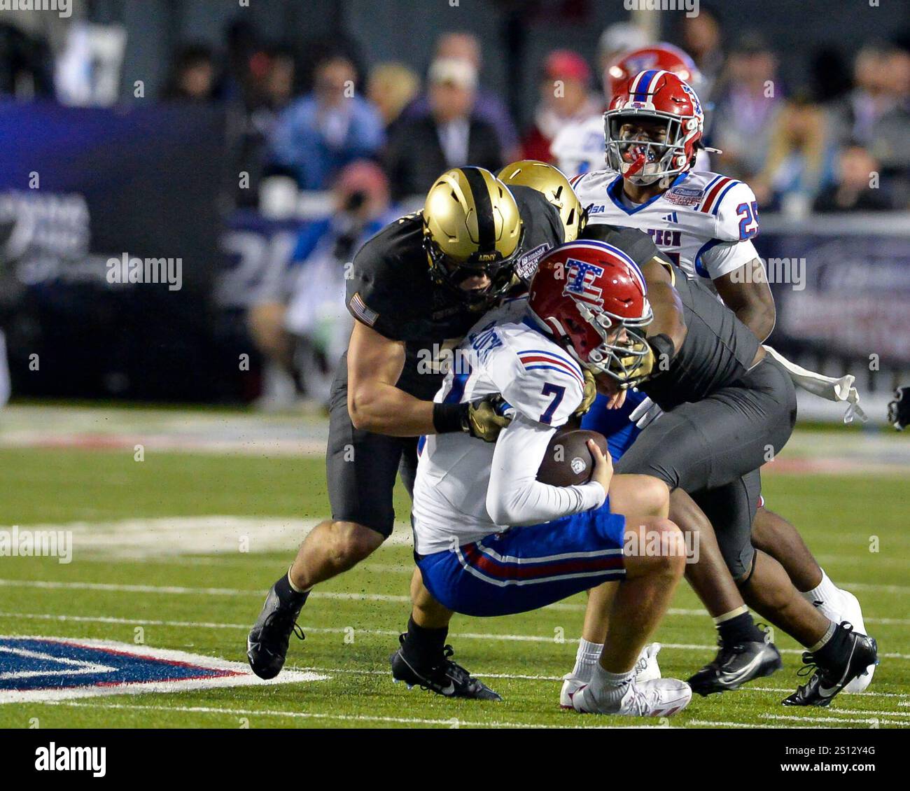 Shreveport, Louisiana, USA. 28th Dec, 2024. Louisiana Tech Bulldogs ...