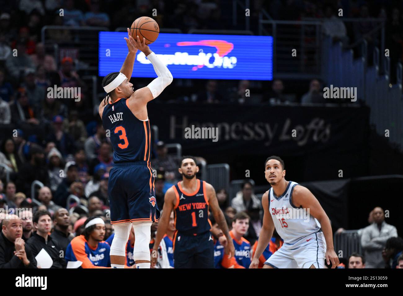 New York Knicks guard Josh Hart (3) shoots a three point basket during ...